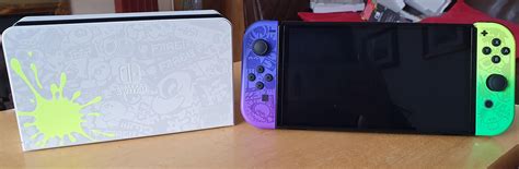 The New Splatoon Oled Is Soo Cool Pictures Dont Do The Colours Justice Rsplatoon
