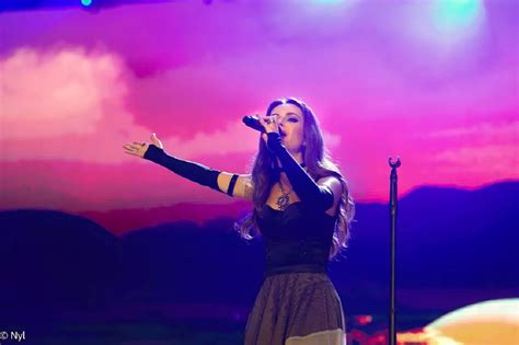 Sandy Se Apresenta No Próximo Em Santos No Dia 10 De Novembro Vírgula