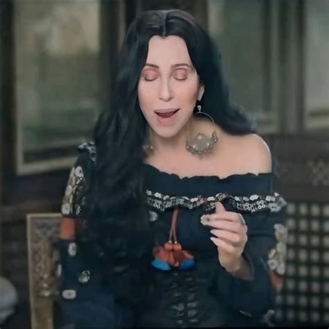 Cher The Goddess Of Pop On Instagram Leyenda Cher Chercrew Legend Icon Diva Queenofpop