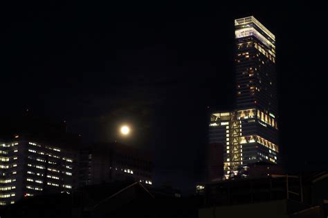 「元肖節」の月は満月のはずだけど 還暦のカメラ小僧・三好学生のフォトライフin大阪