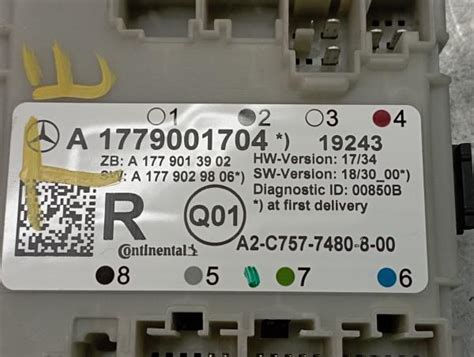 Módulo Porta Trás Dta Para Mercedes Benz A Class Servcarros