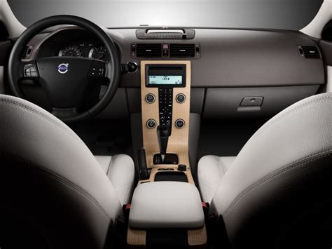 2011 Volvo S40 Interior Us News And World Report