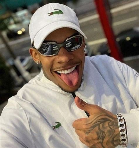 Pin De Vinicius Gorga Em Kjkjkh Garotos Sensuais Rapazes Sensual