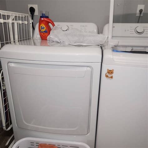 Tabico Calico Tabby Cat Vinyl Sticker For Water Bottle And Laptop Cute Cartoon Kitten