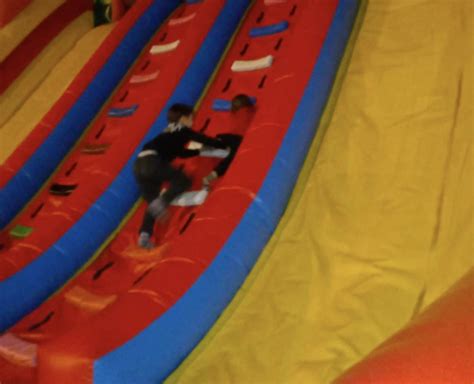 „საბედისწერო ღამე“ შოთო სიხარულიძე ბათუმში დაღუპული ბიჭის უკანასკნელ ფოტოს აქვეყნებს