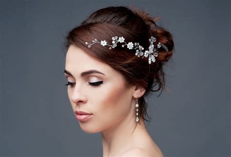 Fascinating Updos For Thin Hair That Are Worth Trying