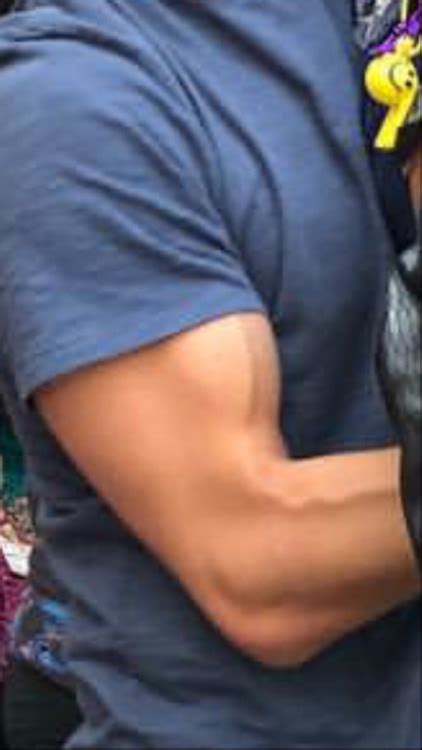 Umm Excuse Me Sir Tumbex