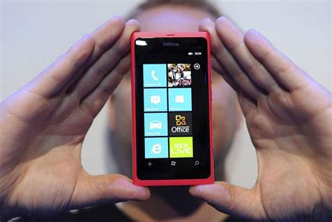 Russia's MegaFon could pay $1.33-billion for cellphone retailer - The ...