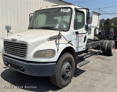 2008 Freightliner Business Class M2 Truck Cab And Chassis In Colton Ca