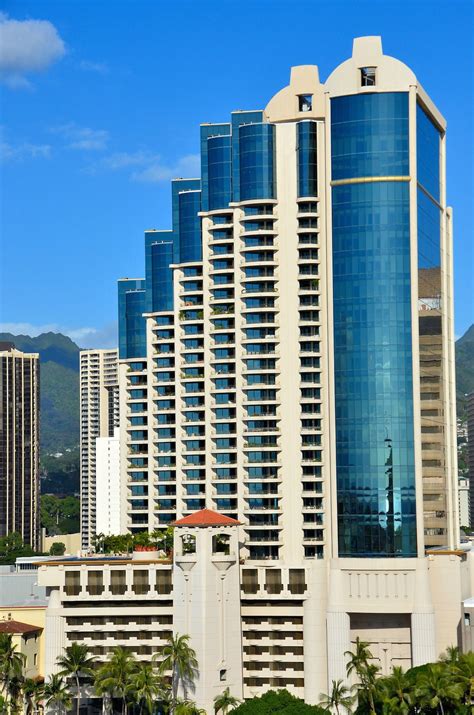 Harbor Court In Honolulu Oahu Hawaii Encircle Photos