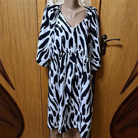 Сукня — ціна 675 грн у каталозі Довгі сукні Купити жіночі речі за доступною ціною на Шафі