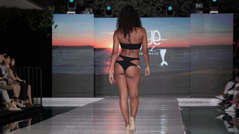 Ass Overdose Runway Edition