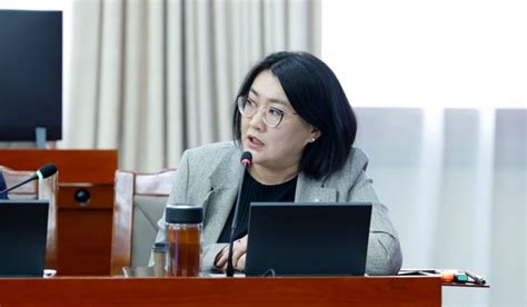 А Ариунзаяа 25 аас дээш ажилтантай ААН хөгжлийн бэрхшээлтэй иргэнийг ажиллуулах ёстой