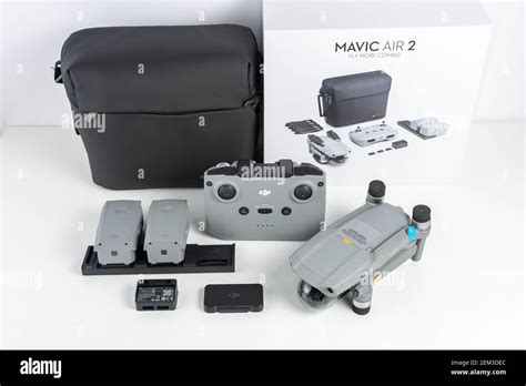 DJI Mavic Air Fly More Combo (Mavic Air Quadcopter, X