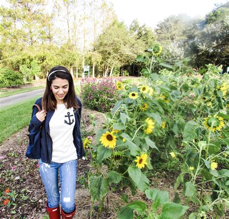 Fabulously Floridian Flowers Are A Girls Best Friend