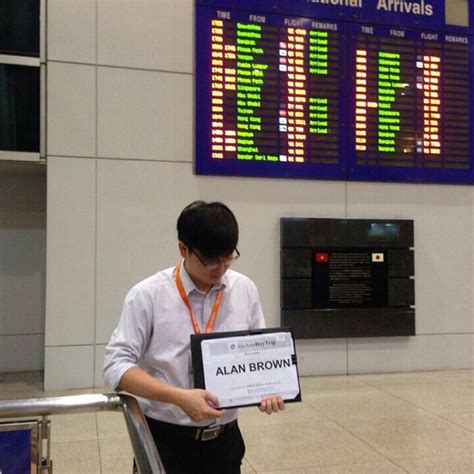 Airport Pick Up Signs