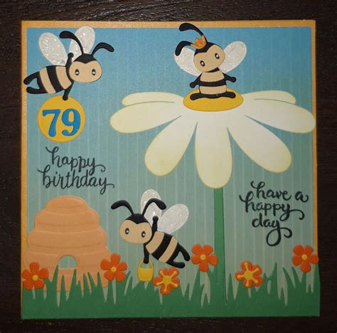 Marianne Design Bees En Daisy Kaarten Bloemen Kaarten Kaarten Maken