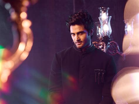 Sudheer Babu సుధీర్ బాబు పుట్టినరోజు ప్రత్యేకం ఫోటోలు వైరల్