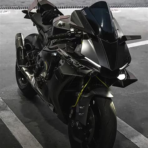 Yamaha R1 Black Crescent Yamaha Jonathan Rea Replica Yzf R1