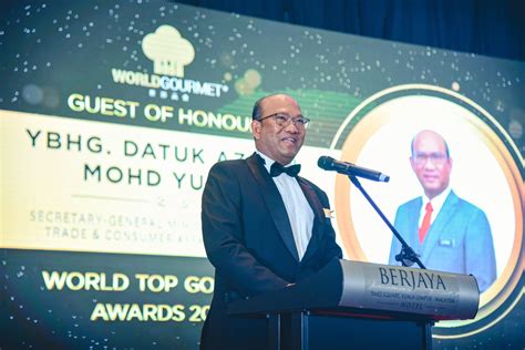Datuk Azman Yusof Applauds World Gourmet And Renowned World Class Chefs For Coming Together To