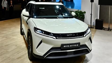 Conduzi O Byd Atto 2 Que Faz 90 Km Em Modo Elétrico