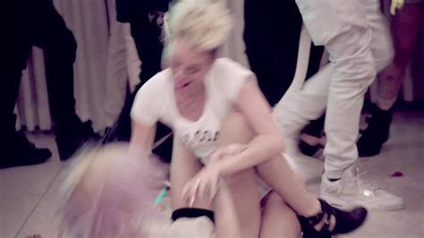 Naked Miley Cyrus In We Can T Stop
