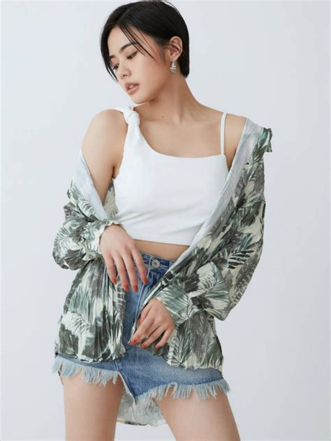 クイック保存에 있는 Koki Takeya님의 핀 2025 의상 상체