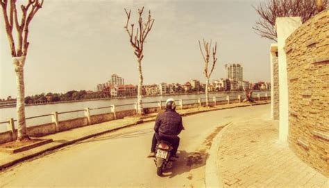 Straightening Tilted Horizons Learn Photography By Zoner Studio