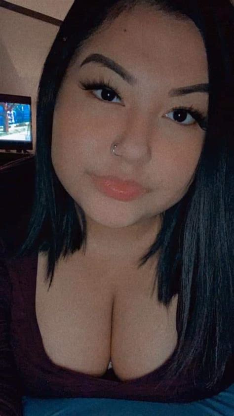 Someone Please Drop A Load On Her Scrolller