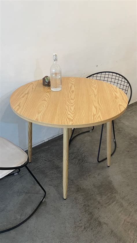 Round Shape Dining Table Furniture And Home Living Furniture Tables And Sets On Carousell