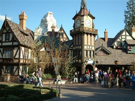 Fantasyland Disneyland Disneyland Rides Fantasyland Disney Disneyland