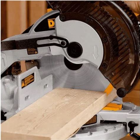 Serra Circular Meia Esquadria De Bancada Elétrica Dewalt Dws713 Br 10