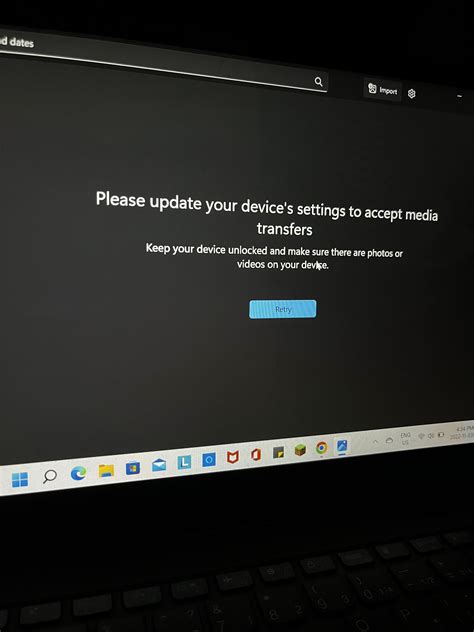 two minutes ago i was importing photos fine and now some update