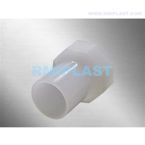 PVDF Female Threaded Coupling Of Butt Welding ISO Pn16 Adaptor Plastic Pipe Fittings For