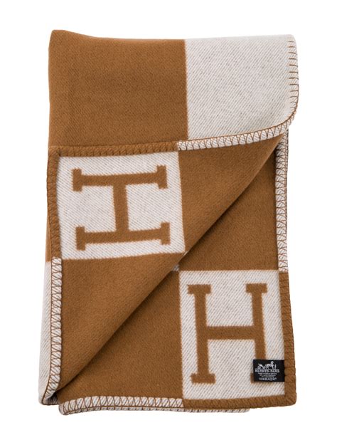 Hermès Avalon Throw Blanket Pillows And Throws Her158559 The Realreal