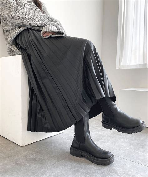 주름 플리츠 기모 레더스커트 A라인 인조가죽 레자 롱스커트