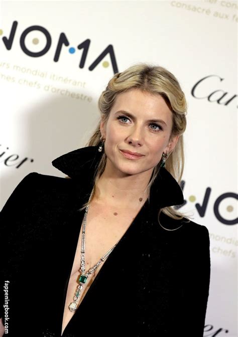 M Lanie Laurent Laurentxiv Nude Onlyfans Leaks The Fappening Photo Fappeningbook