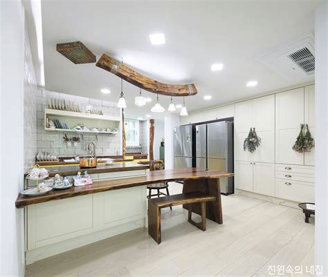 초록 풍경 속 빈티지한 멋을 더한 아파트 인테리어 Living And Deco 전원주택이 있는 월간 전원속의 내집