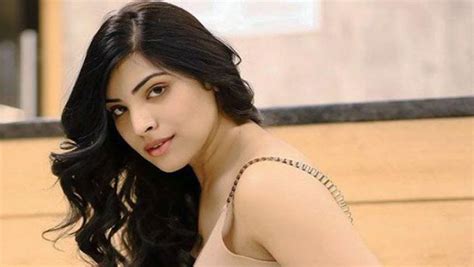 Priyanka Singh జబర్ధస్త్ ప్రియాంక ఘాటు షో అమ్మాయిలే సిగ్గుపడేలా