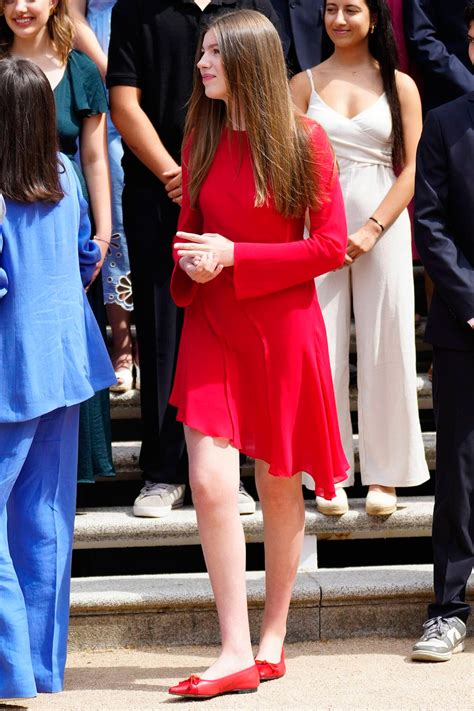 Photos Infanta Sofia In Red Asymmetrical Dress By Mango