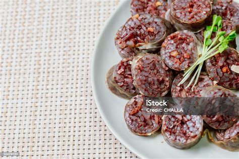 순대 한국산 블러드 소시지 유리면 야채 단쌀 응고된 돼지피가 있습니다 소시지에 대한 스톡 사진 및 기타 이미지 Istock