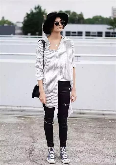 衣服塞一半 一半黑一半白的衣服 塞衣服图 第12页 大山谷图库