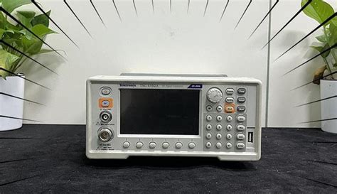 泰克tsg4102a Tsg4104a Tsg4106a信号发生器 知乎