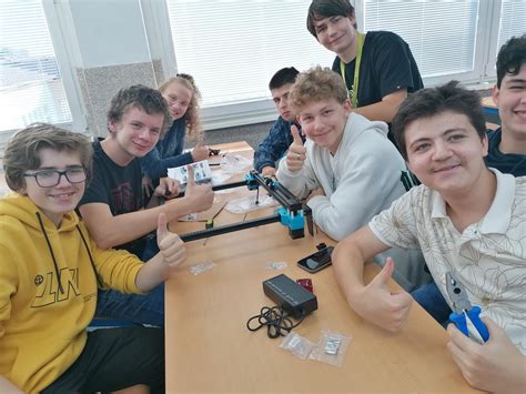 Al Ia Laserov Vypa Ova Ka Vo Vranove Z S Dlisko Dvojka Akuje Eductechu Eductech