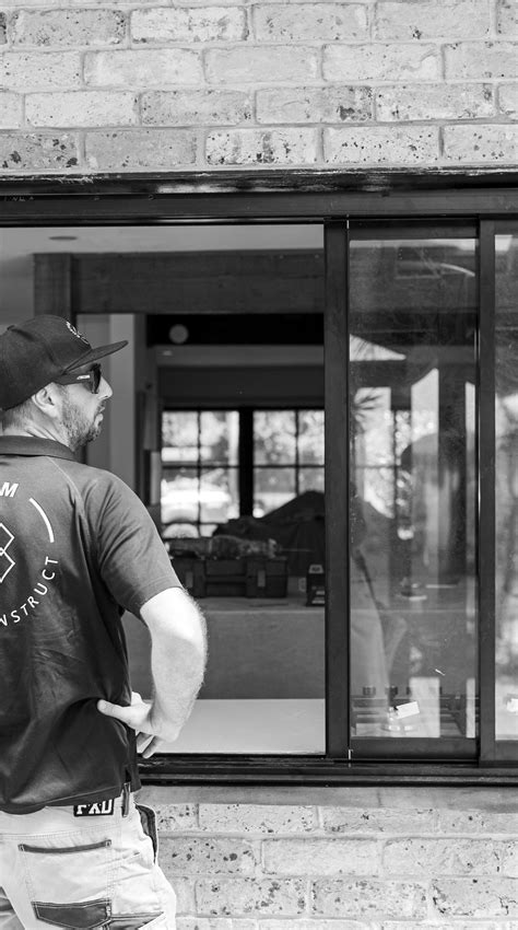 Gallery 3 — Custom Construct