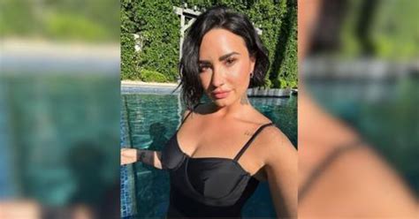 Demi Lovato S Sexiest Photos Revealed Including Topless Snap