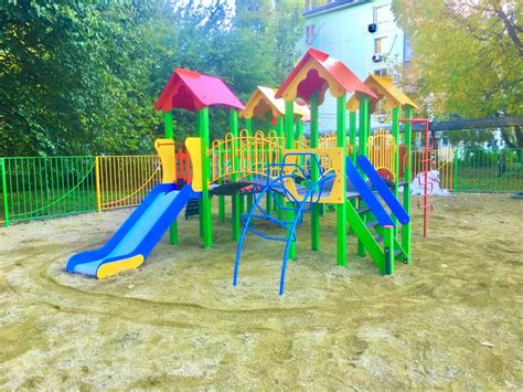 Игровое и спортивное уличное оборудование | KidsBeri