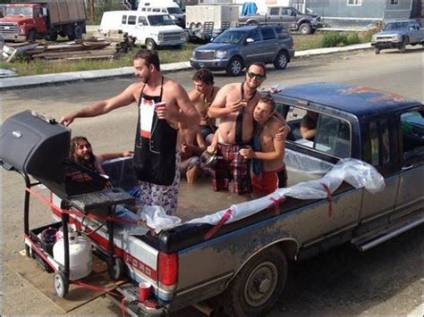 Redneck mobile pool and bbq all-in-one~ | You May Be A Redneck If You ...