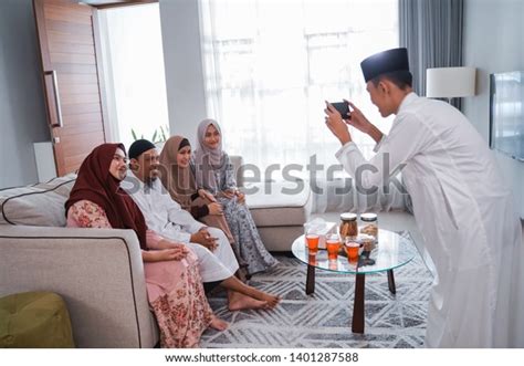 43 Picture Muslim Dad Son Images Stock Photos Vectors Shutterstock