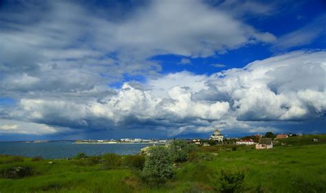 무료 이미지 바닷가 연안 자연 잔디 대양 수평선 산 건축물 목초지 언덕 웨이브 전망 시티 기념물 여름 황혼 바다 경치 날씨 적운 섬